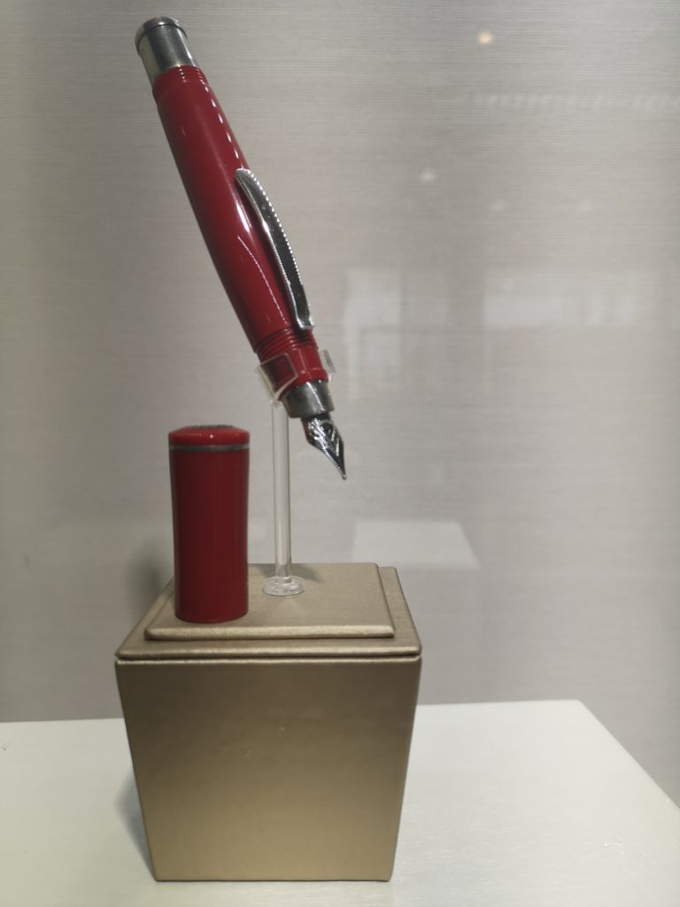 925 Silver Delta Pen - ValueMax Jewellery